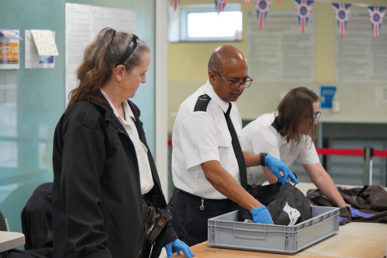 Overview of the operational support grade role – Prison and Probation Jobs